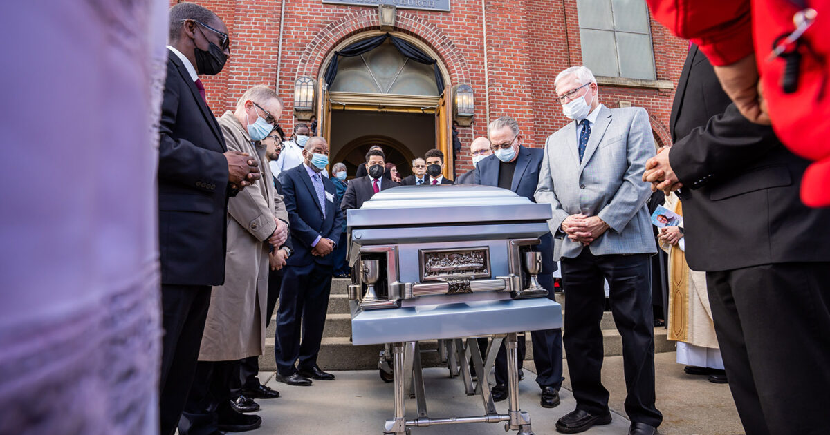Fr. Thomas 'touched the souls' of the Black community, priest says at funeral (PHOTOS) - Detroit ...